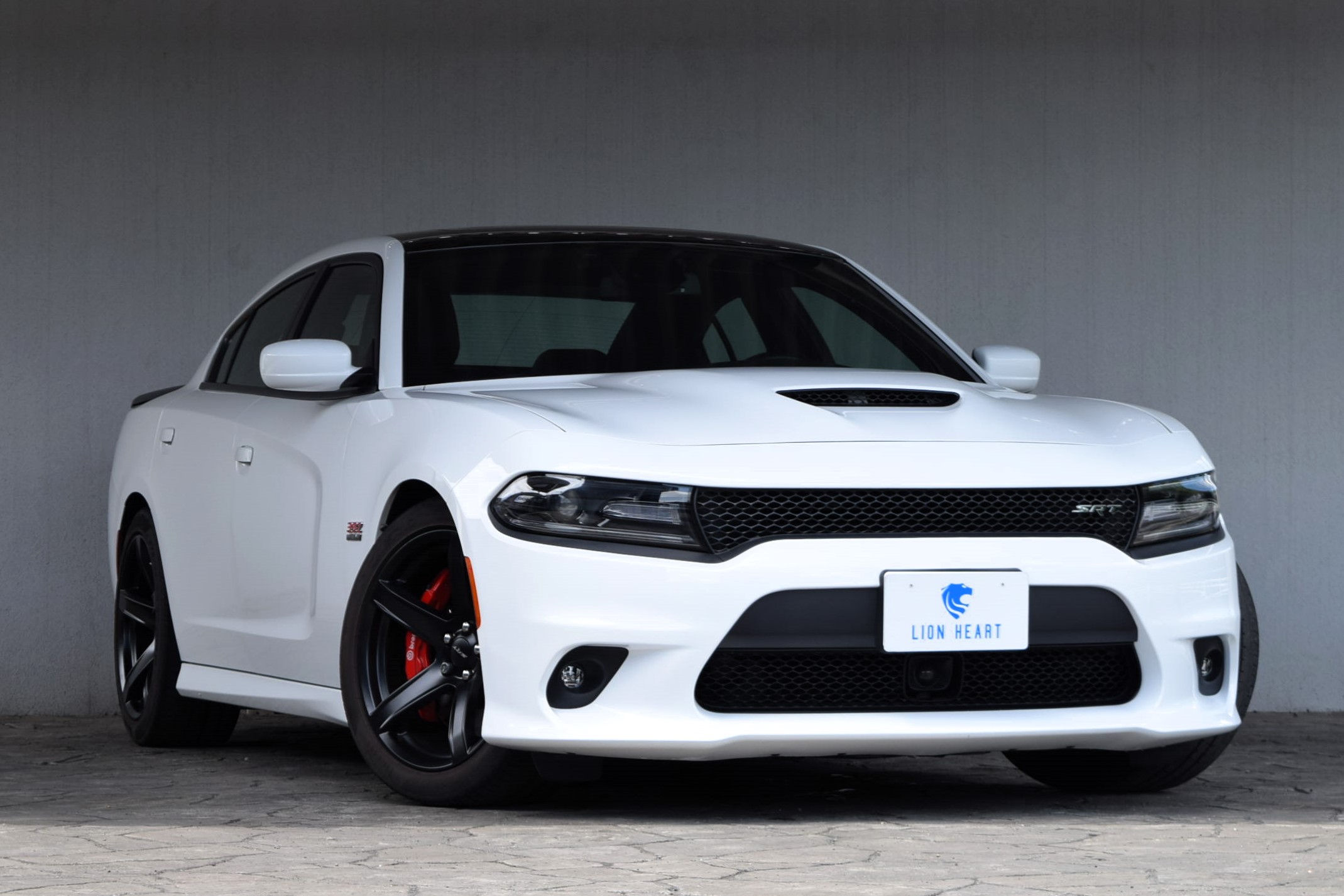 [納車車両] ダッジ チャージャー SRT | LION HEART