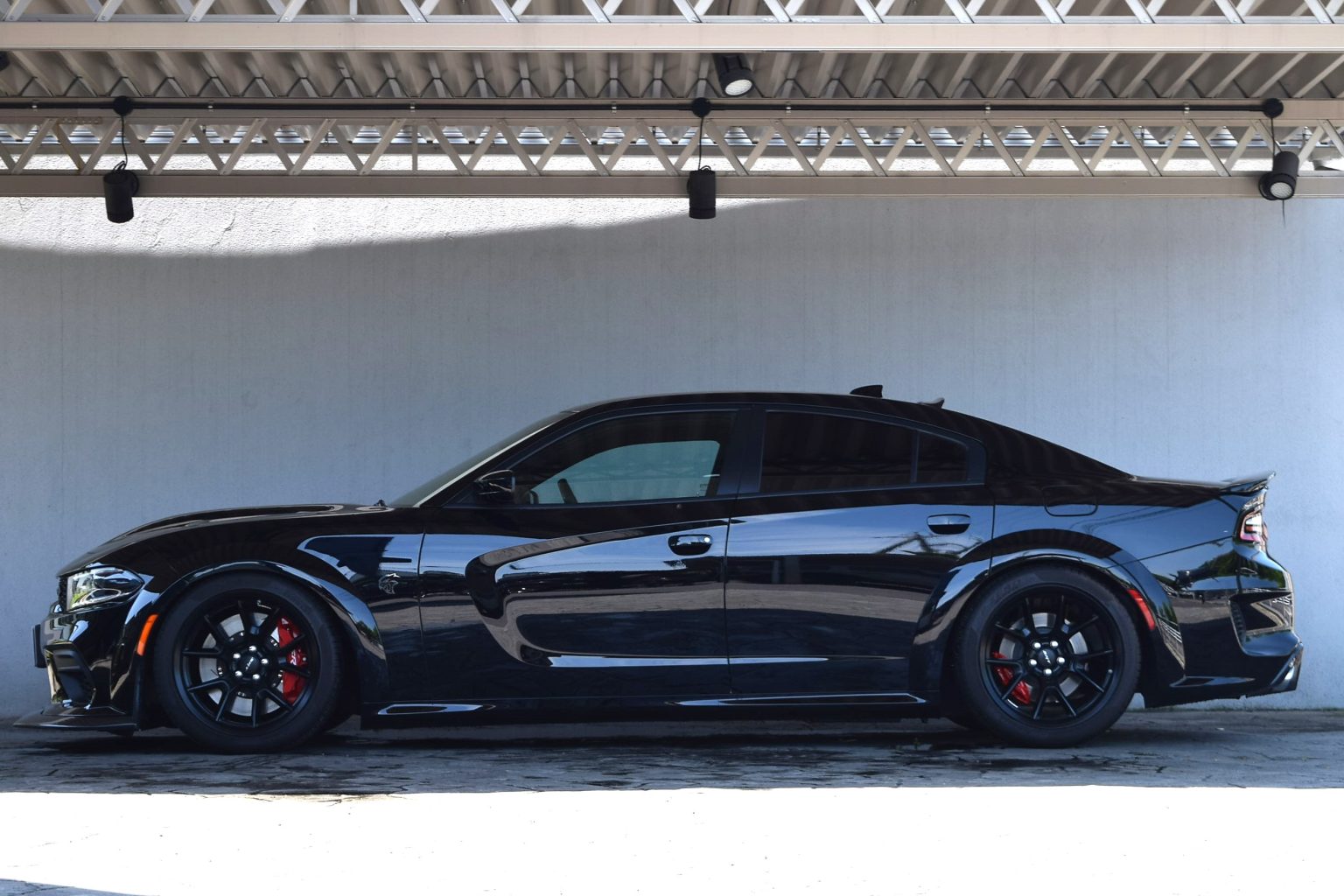 [納車車両] ダッジ チャージャー SRT ヘルキャット レッドアイ ワイドボディ | LION HEART