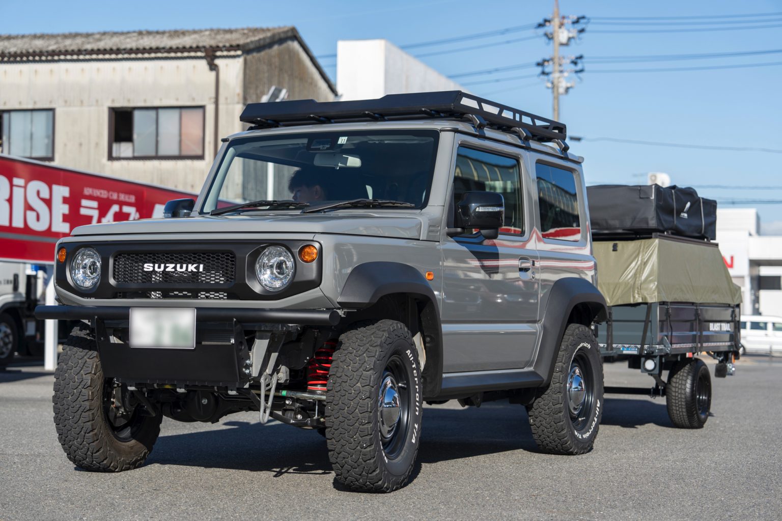 アウトドアの新しい可能性！牽引免許いらずのトレーラー「BLAST TRAIL」をご紹介！ | LION HEART