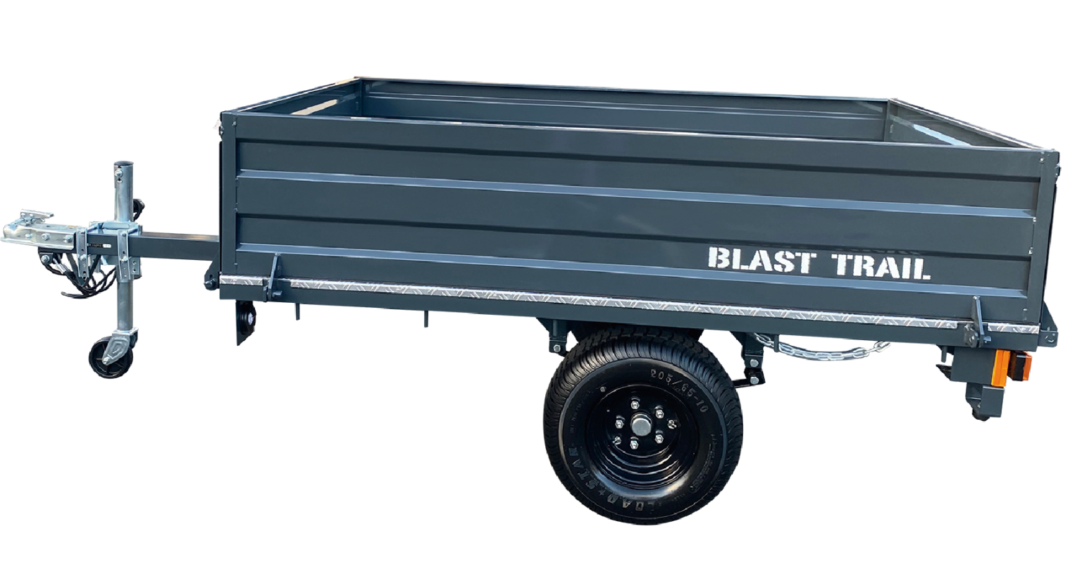 アウトドアの新しい可能性！牽引免許いらずのトレーラー「BLAST TRAIL」をご紹介！ | LION HEART